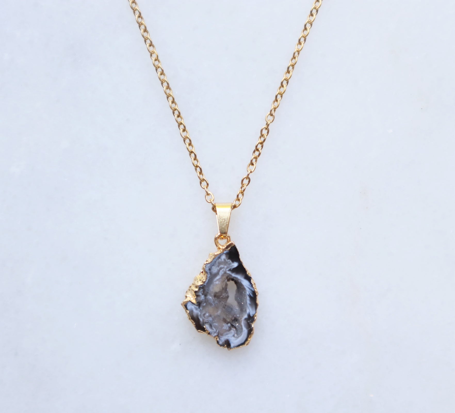 Agaat Geode Ketting voor Balans & Focus – Tuuli Stones